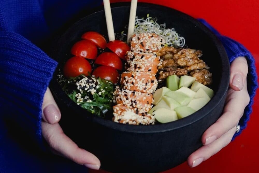 Новий заклад. Київ: CHO ─ бістрономія з суші, гриль та WOK в ЖК «Сан ...